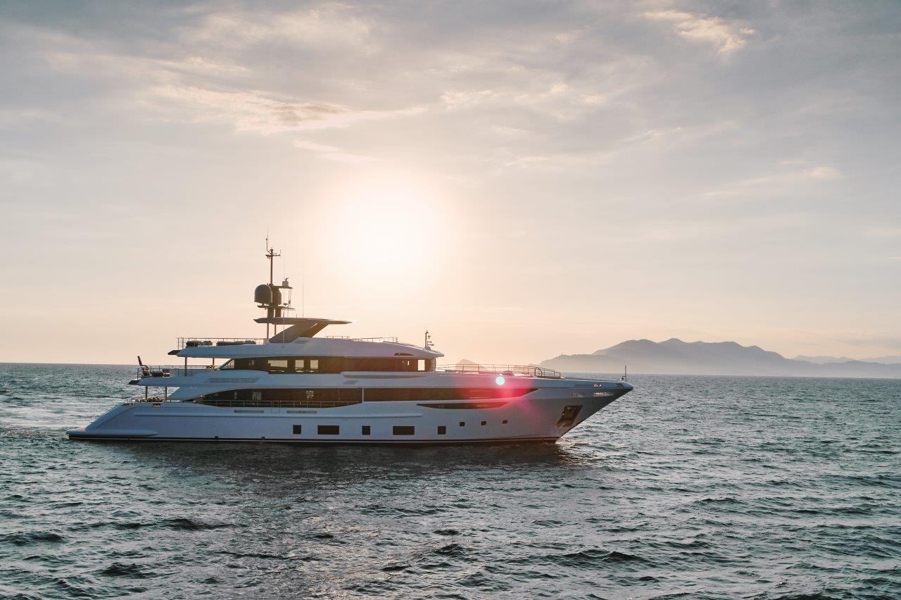 Yacht INK, Benetti | CHARTERWORLD Luxury Superyacht Charters